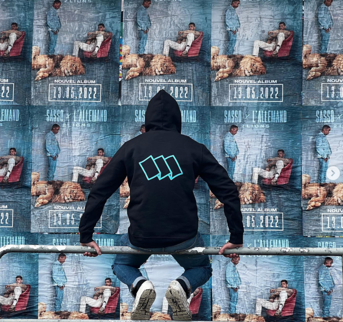 A propos - PAPERBOYS